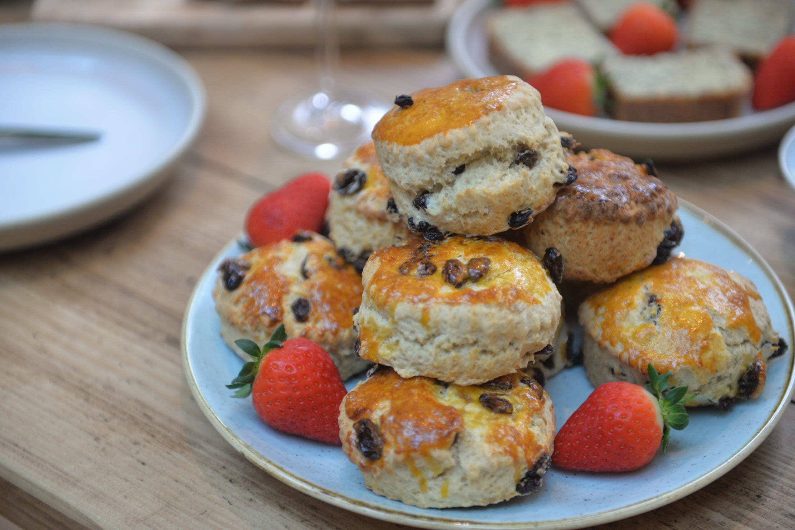 Fruit Scones - TOUT'S
